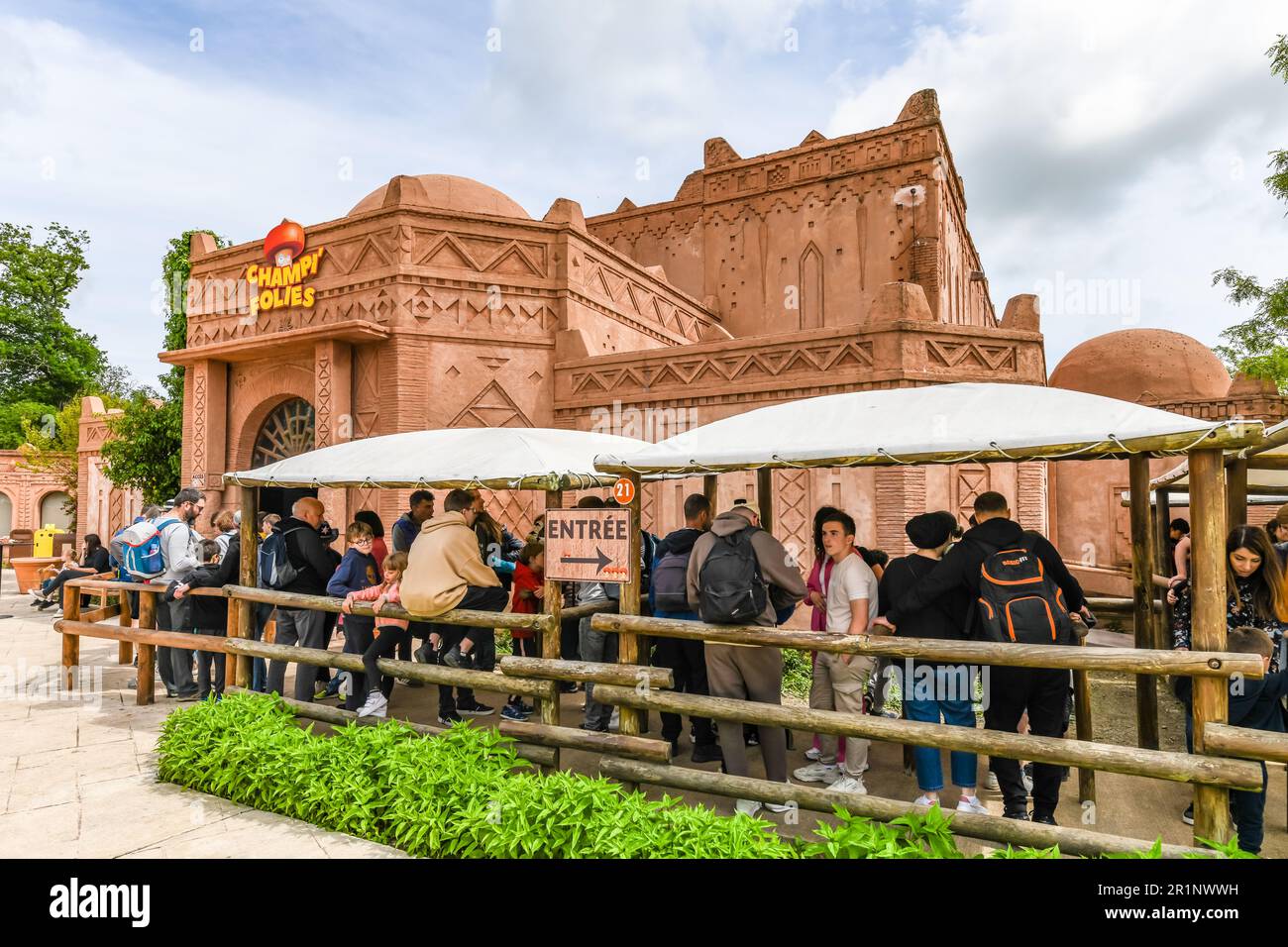 Exterior of the dark ride "Champi'folies' at Le Pal theme park in ...