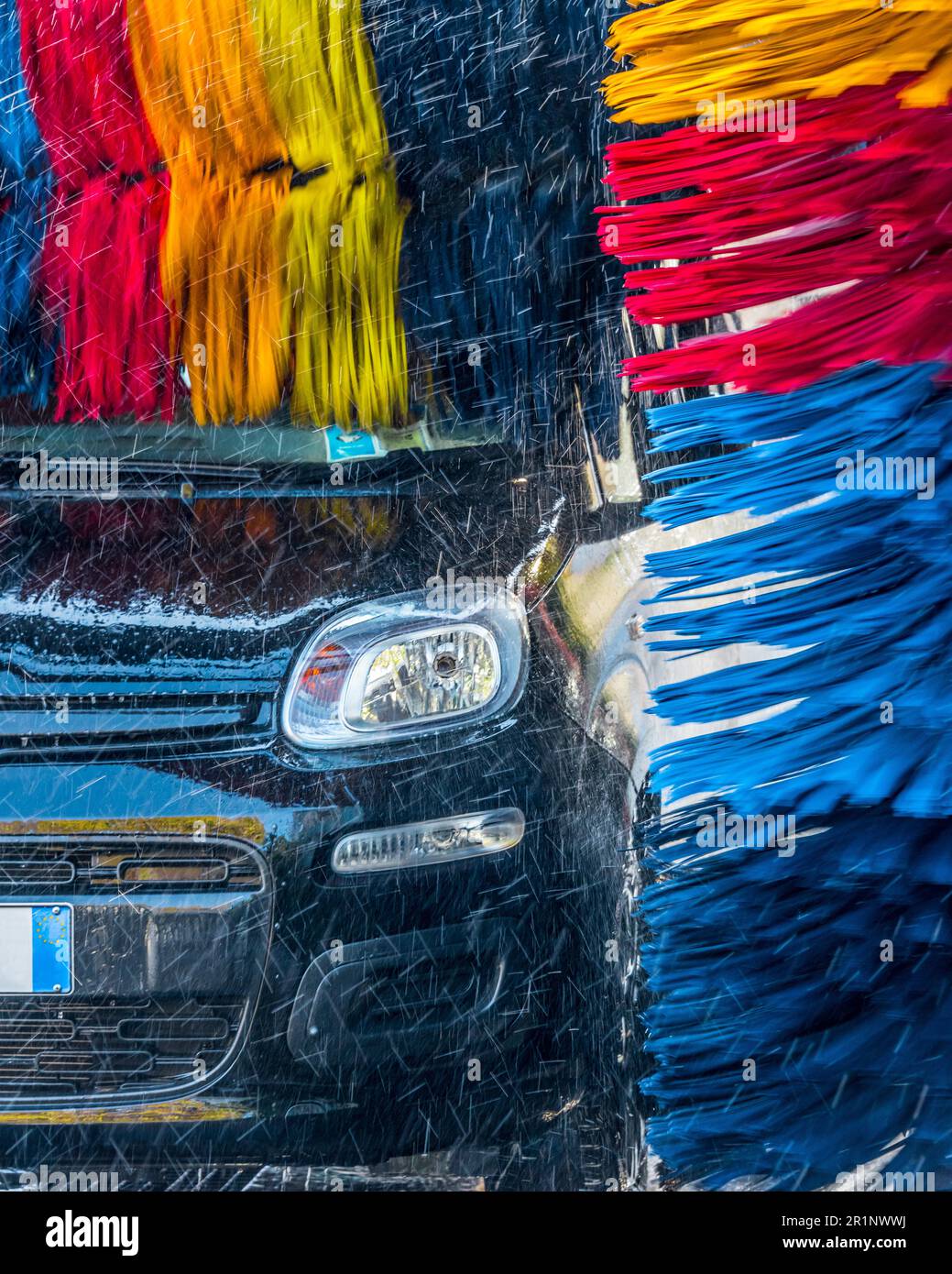 Car going through an automated car wash machine Stock Photo - Alamy