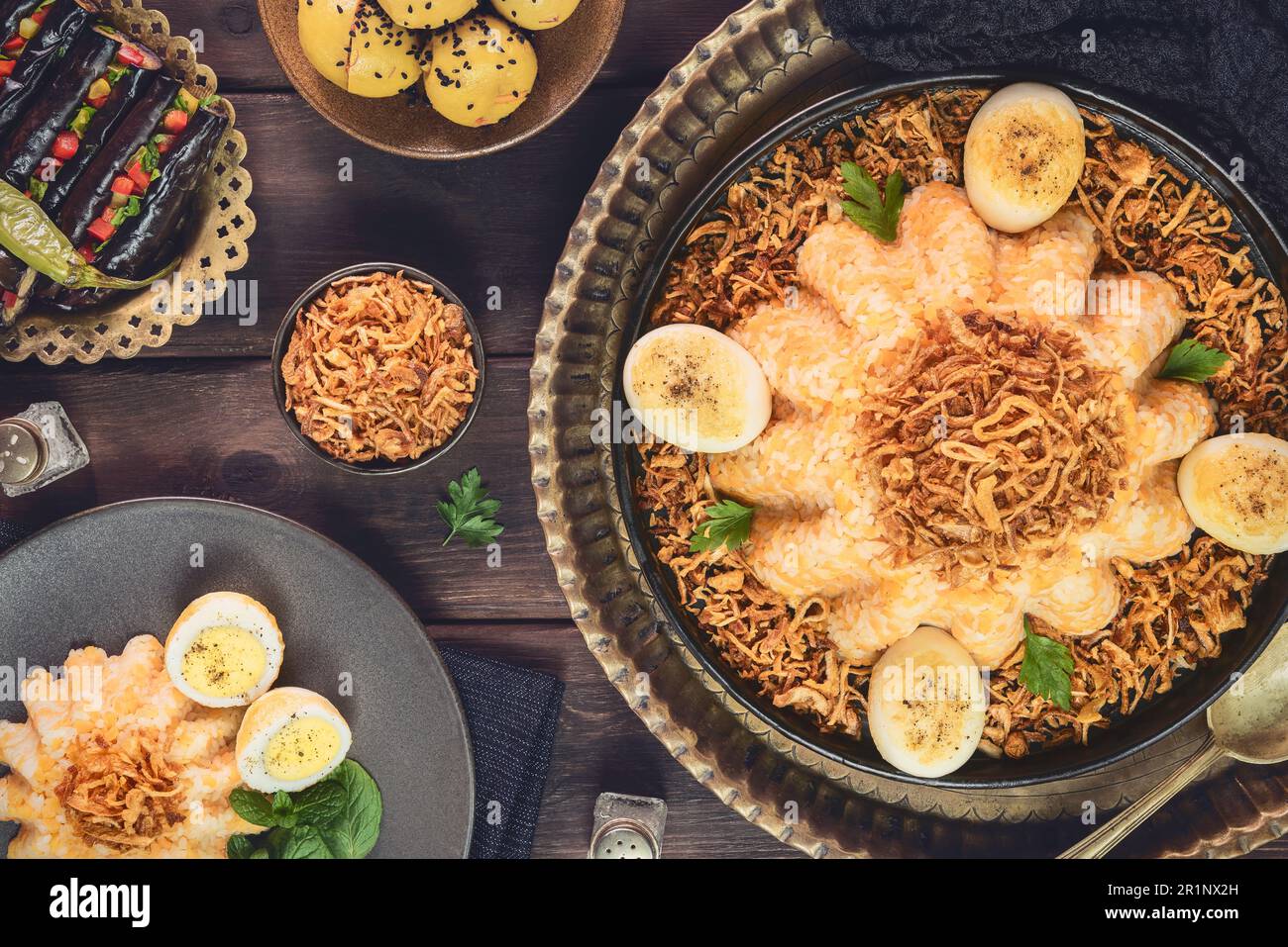 Egyptian Cuisine; Egyptian traditional dish "Alexandrian Koshary". It ...