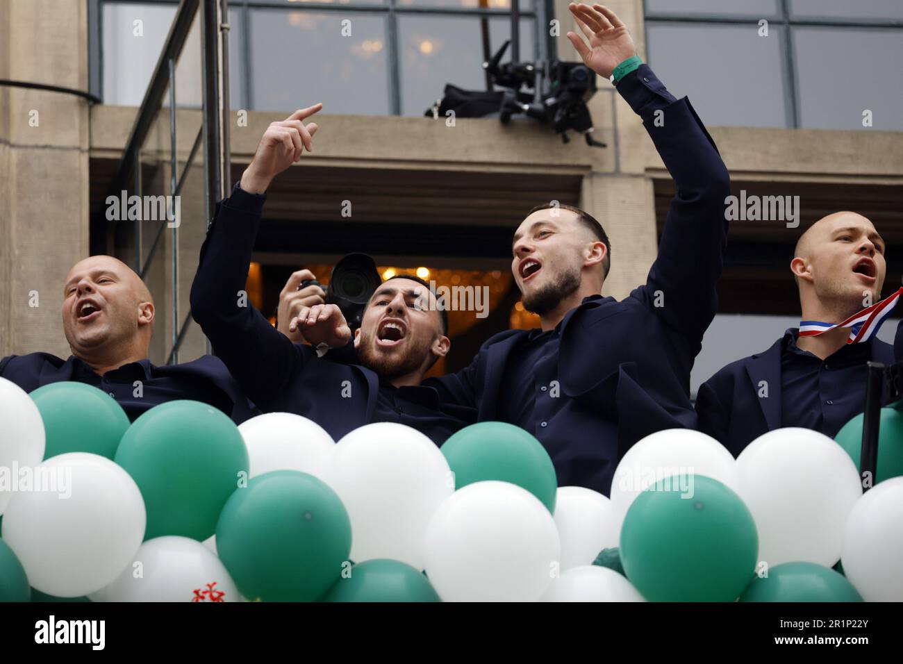 ROTTERDAM - Arne Slot, Orkun Kokcu and Justin Bijlow on the balcony of ...