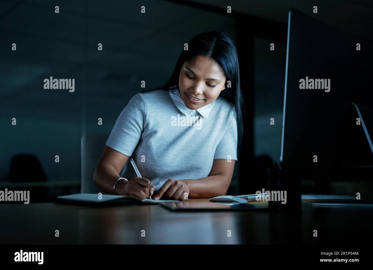 Writing story computer hi-res stock photography and images - Alamy