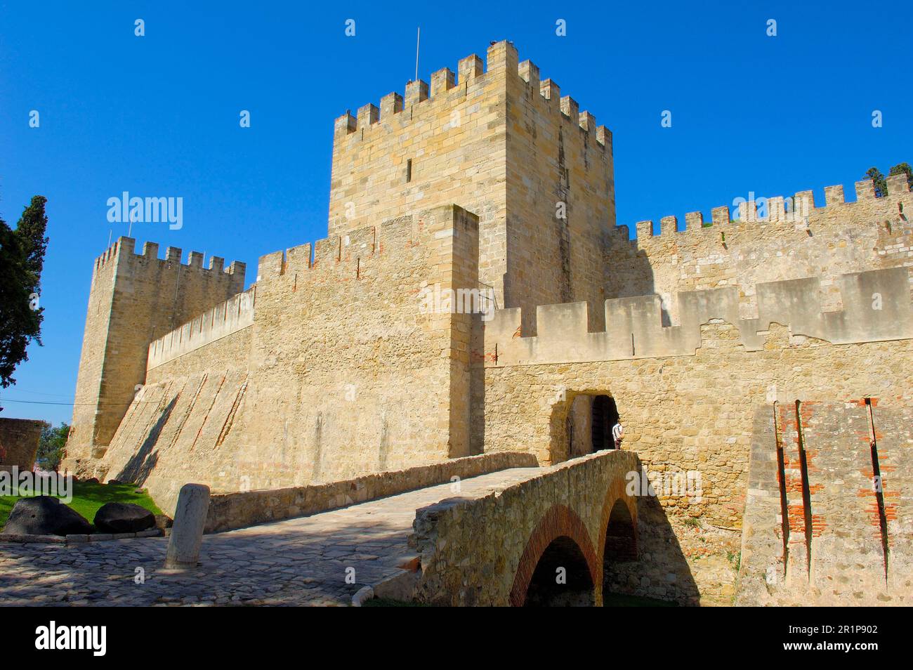 Lisbon, St George's Castle, Castelo de Sao Jorge, Portugal Stock Photo ...