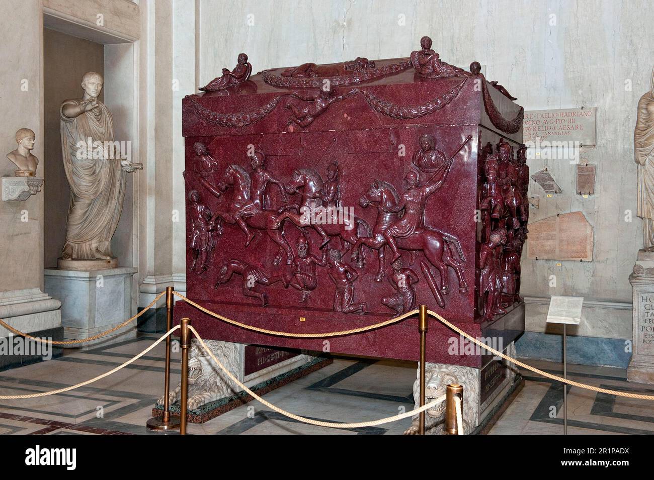 Porphyry Sarcophagus of Saint Helena, Hall of the Greek Cross, Sala a ...