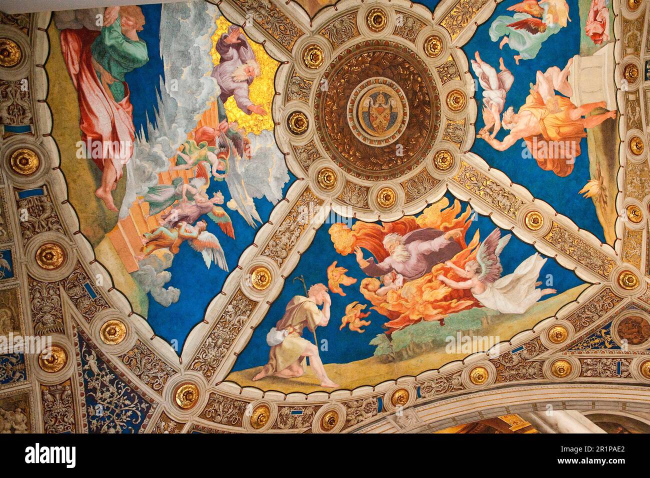 Dome Painting with Papal Coat of Arms, Raphael Rooms, Stanze di ...