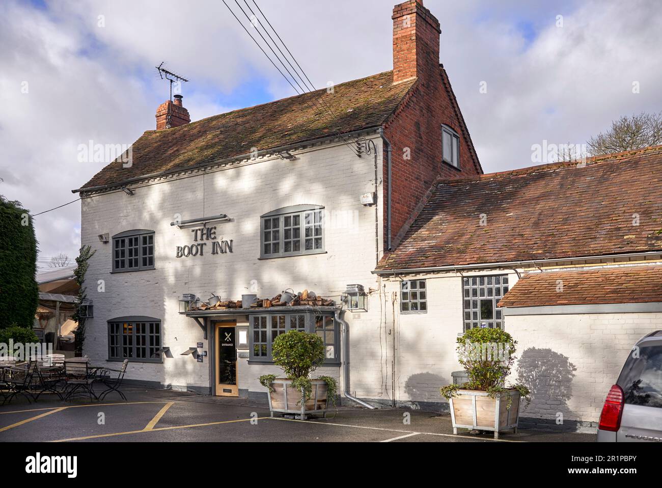The Boot Inn public house, Lapworth, England UK pubs Stock Photo - Alamy