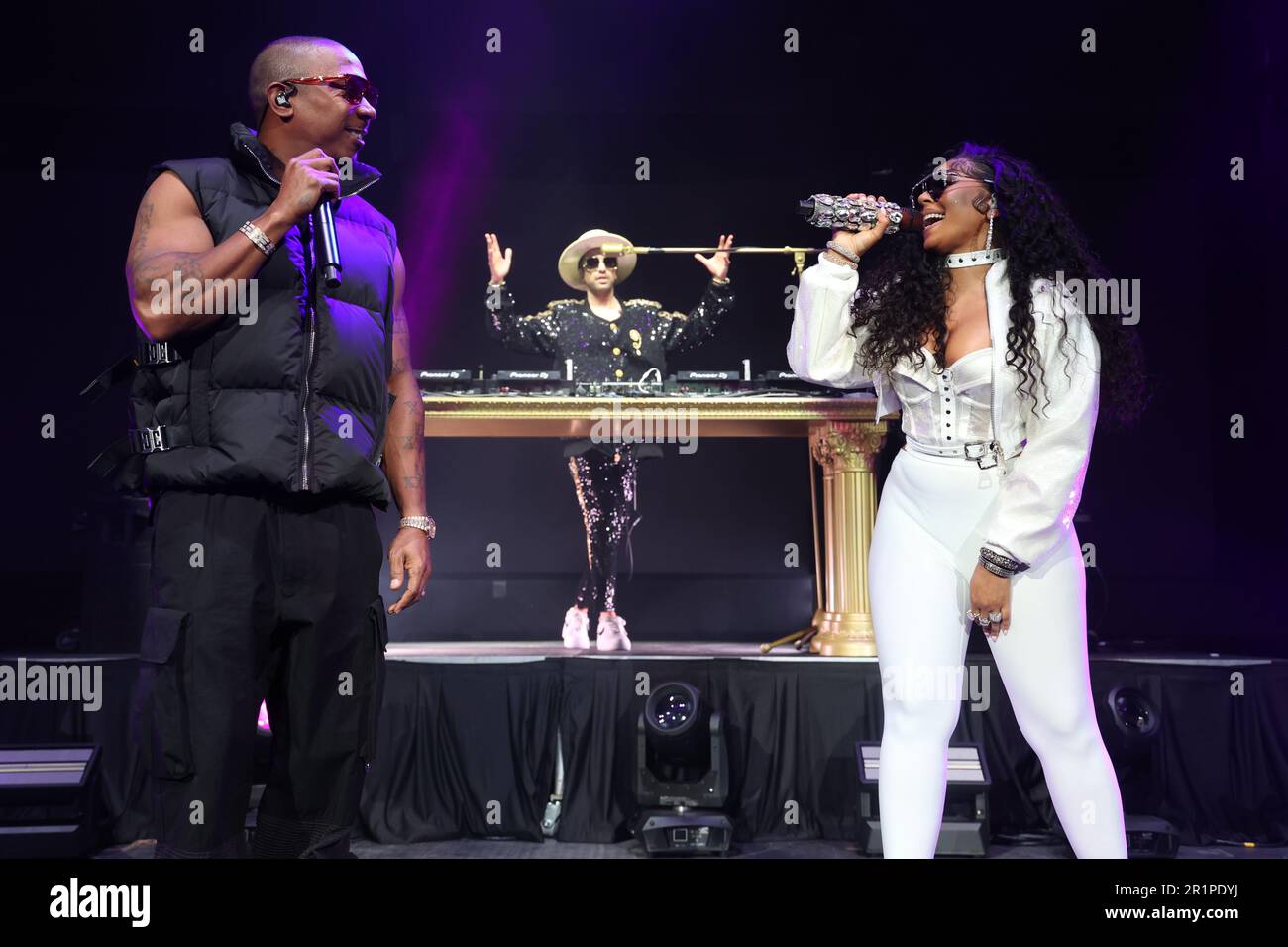 NEW YORK, NY - MAY 12, 2023 Ja Rule and Ashanti at Dj Cassidy's Pass ...