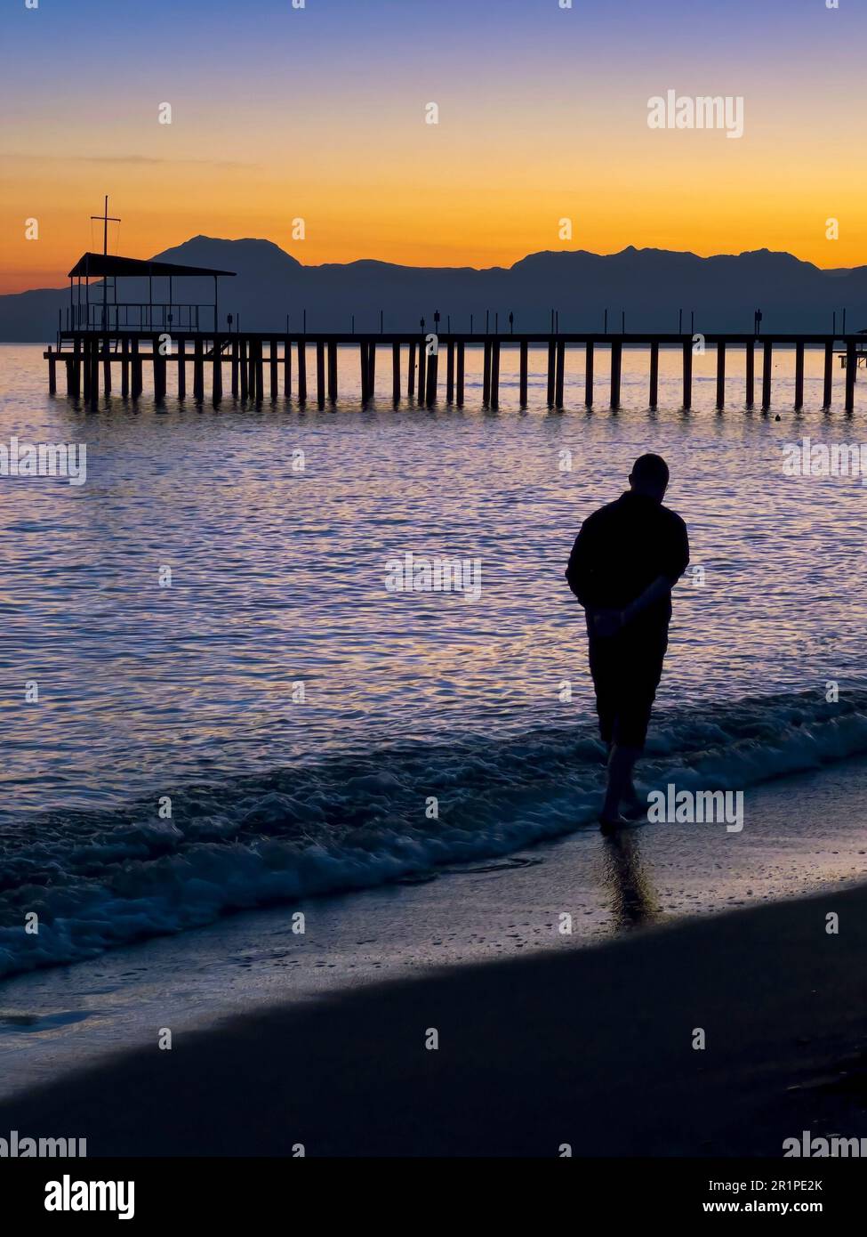 Lara silhouette hi-res stock photography and images - Alamy