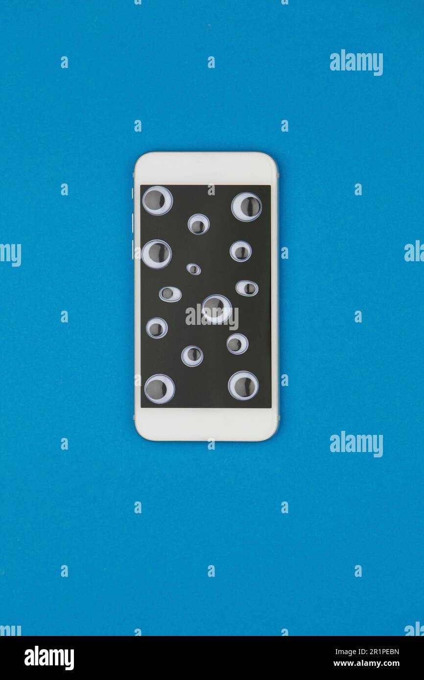 Phone eyes hi-res stock photography and images - Alamy
