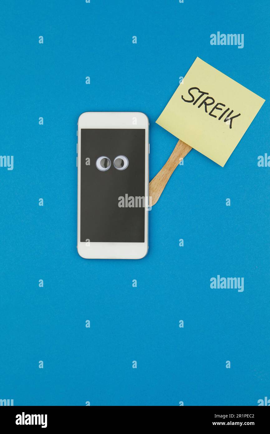 Smartphone, strike, technology error Stock Photo - Alamy