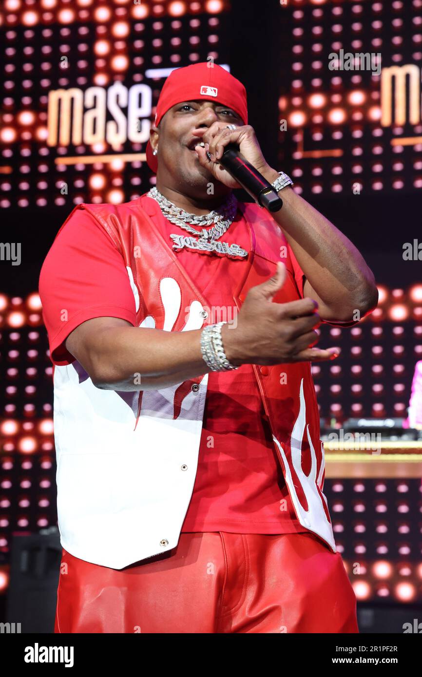 Mase rap hi-res stock photography and images - Alamy