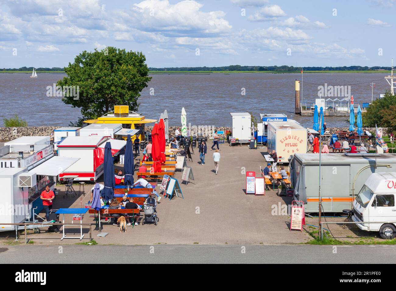Snack bars on the elbe hi-res stock photography and images - Alamy