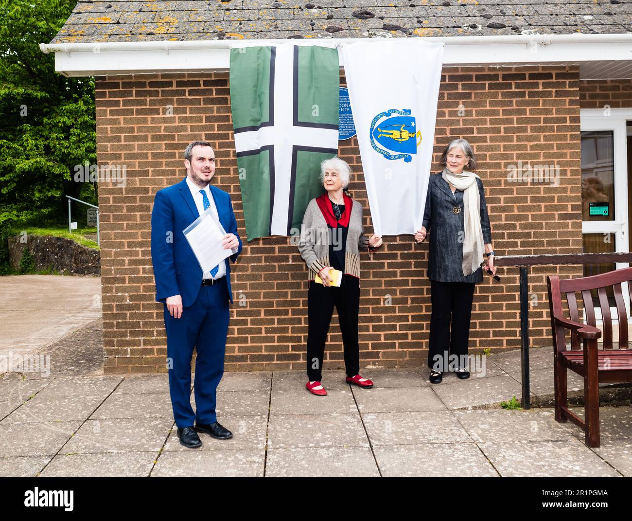 Unveiling roger conant plaque hi-res stock photography and images - Alamy