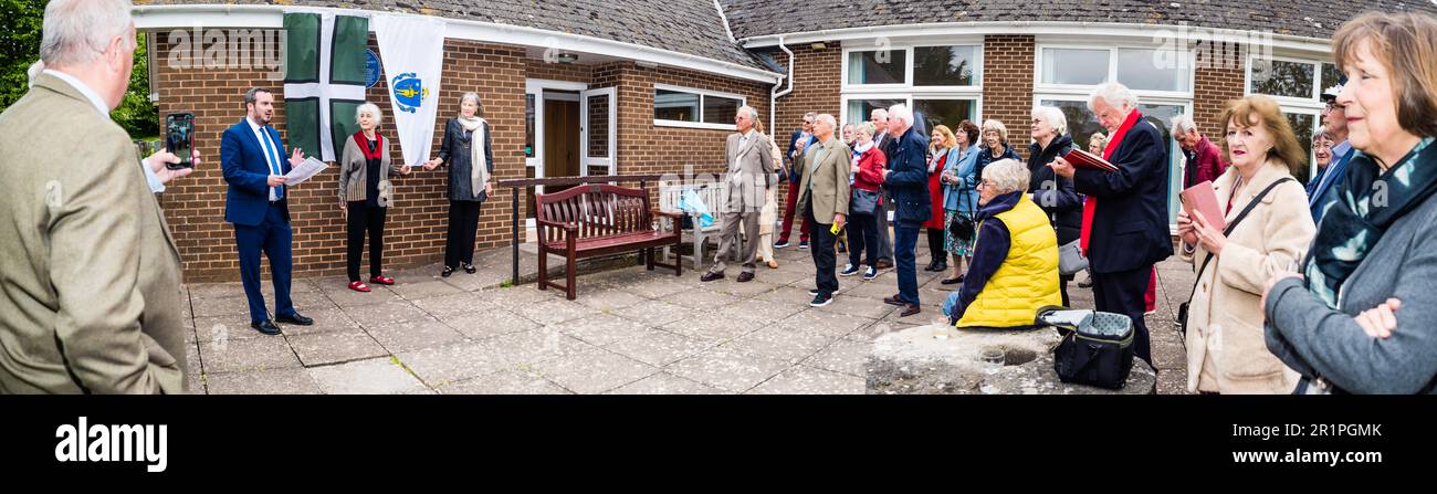 Unveiling statue of roger conant hi-res stock photography and images ...