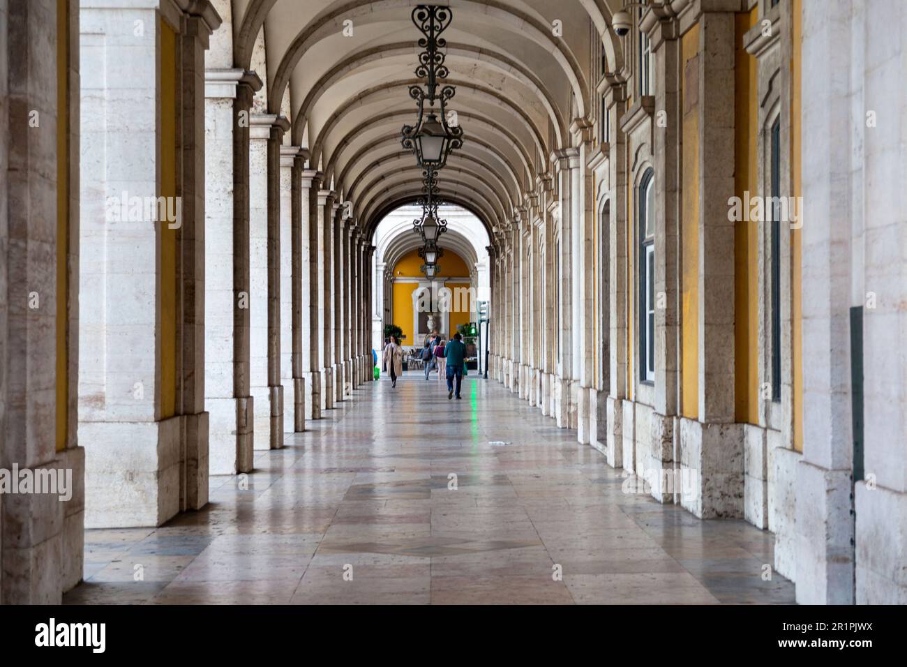 Inside view of the Arch of Augusta street (arco da rua augusta Stock ...