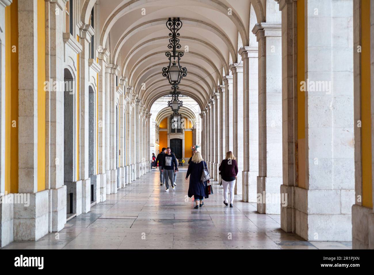 Inside view of the Arch of Augusta street (arco da rua augusta Stock ...