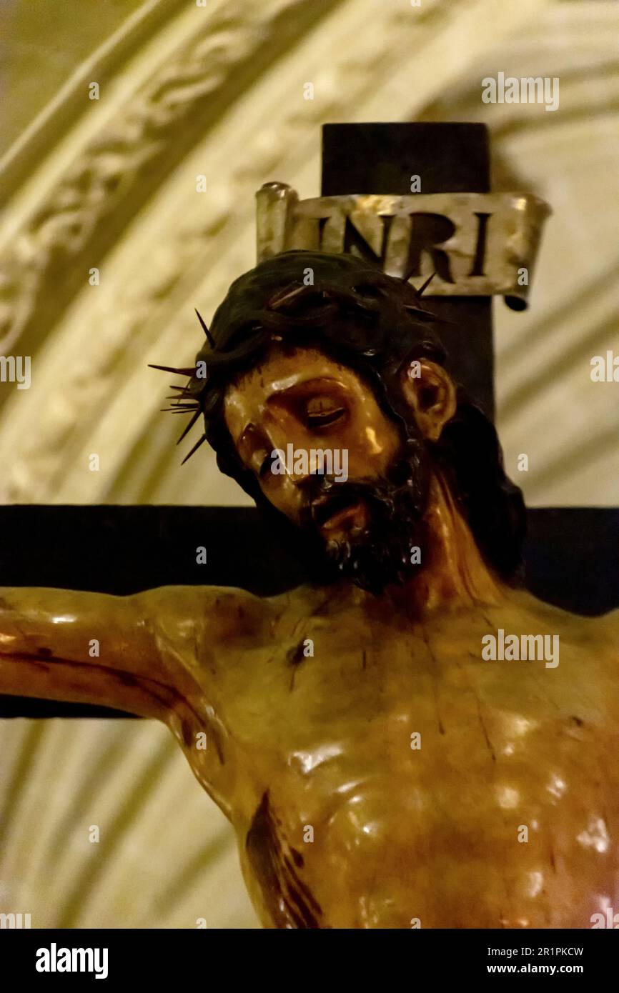Jesus tied in cross hi-res stock photography and images - Alamy