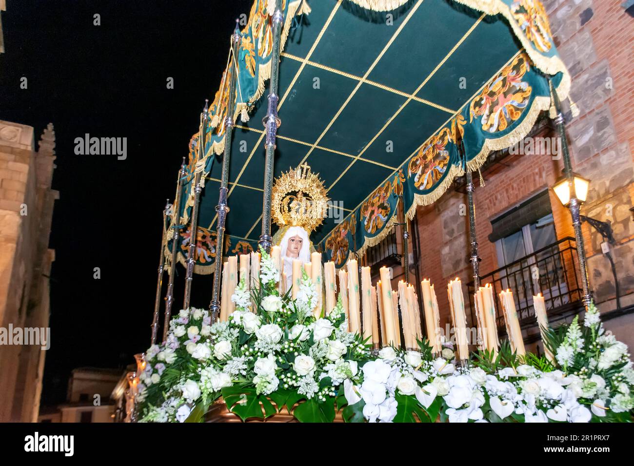 Jesus tied in cross hi-res stock photography and images - Alamy
