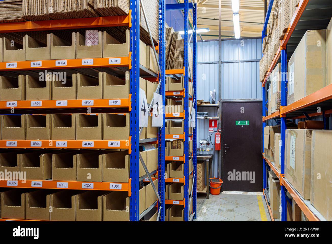 High racks hi-res stock photography and images - Alamy