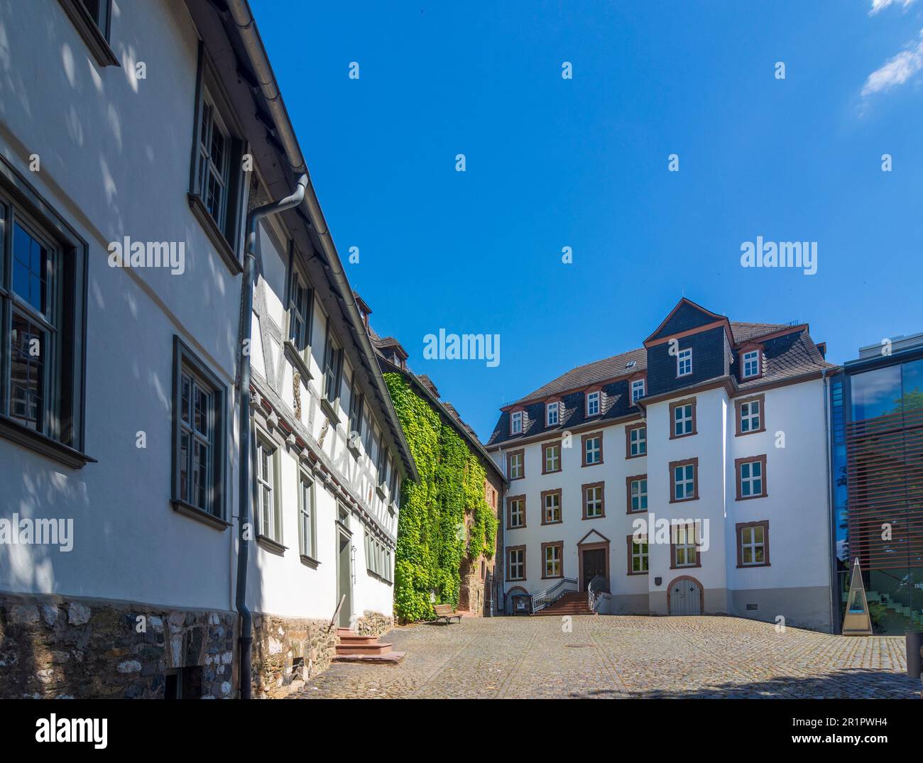 German barn hi-res stock photography and images - Alamy