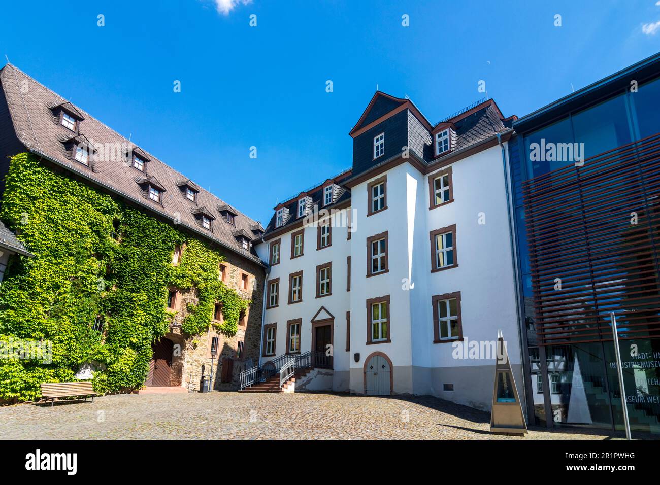 German barn hi-res stock photography and images - Alamy