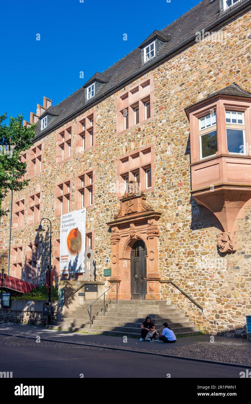 Altes schloß gießen hi-res stock photography and images - Alamy