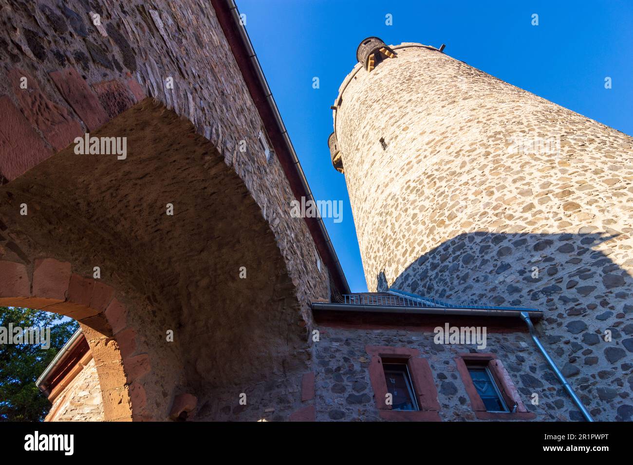 Tower adolfsturm and north gate of friedberg castle in taunus hi-res ...