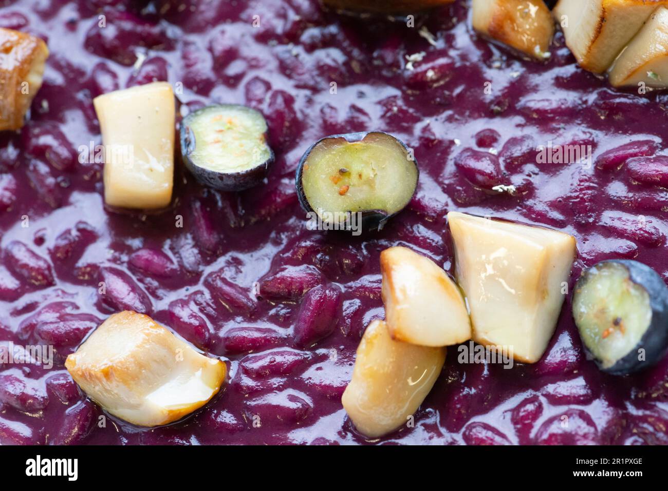 Huckleberry alto hi-res stock photography and images - Alamy