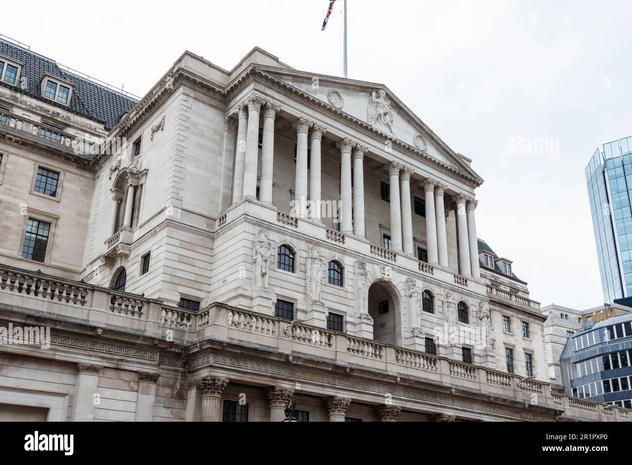 The Bank of England in Threadneedle Street, London, UK Stock Photo - Alamy