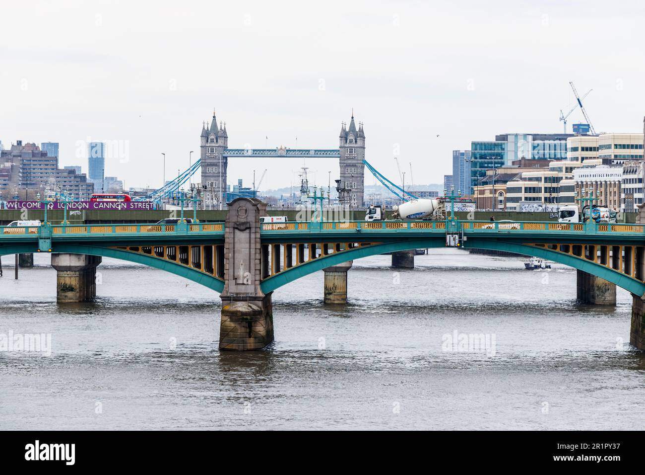View downriver on the River Thames to Southwark, London and Tower ...