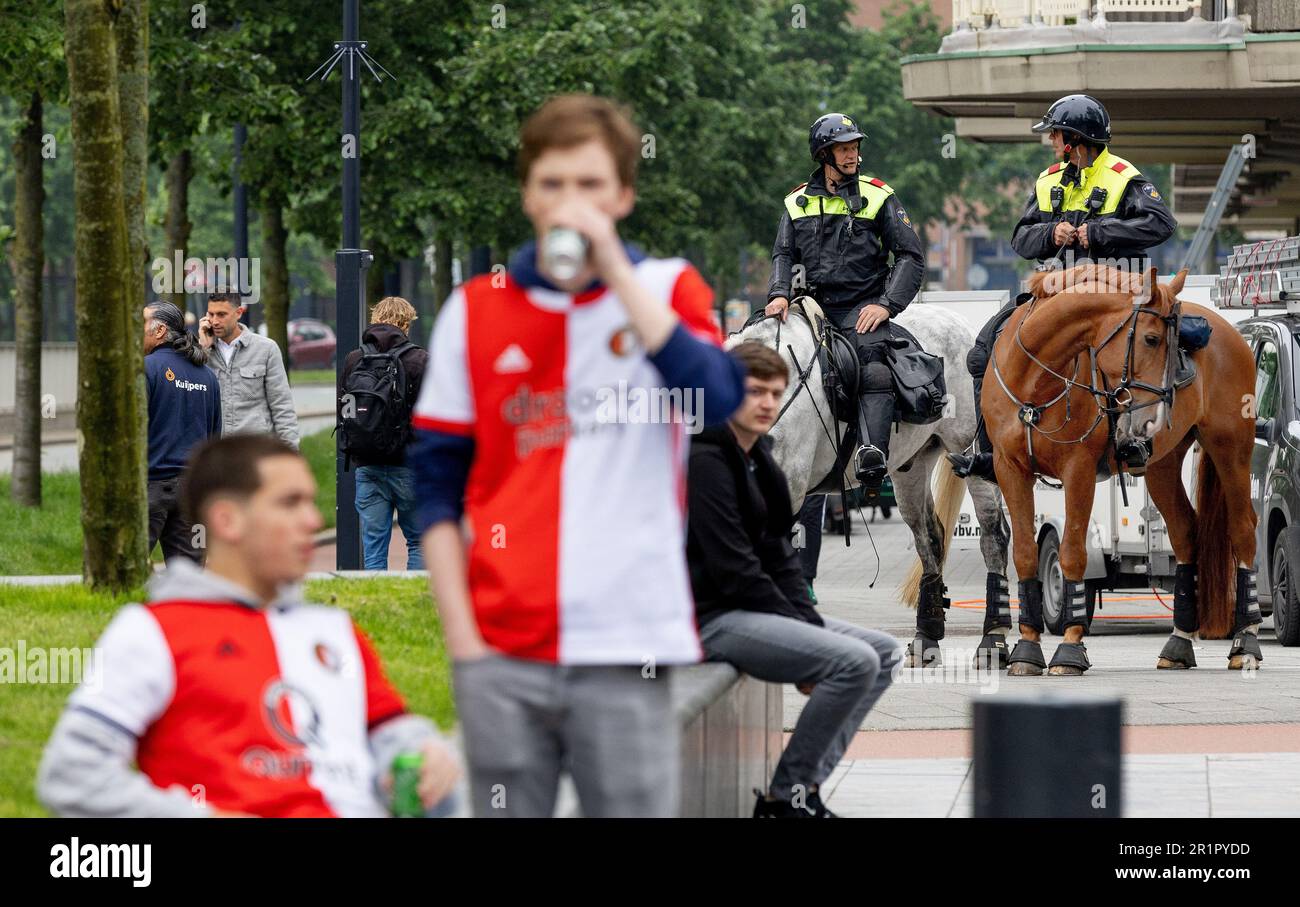 ROTTERDAM - Feyenoord fans and police at Rotterdam Central station. The ...