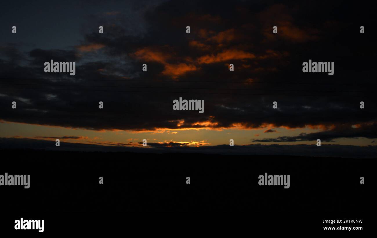 Golden cloud hi-res stock photography and images - Alamy