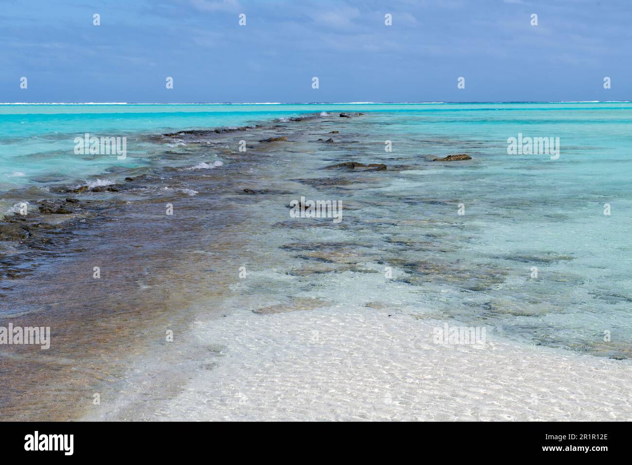 New Zealand, Cook Islands, Aitutaki, One Foot Island Stock Photo - Alamy