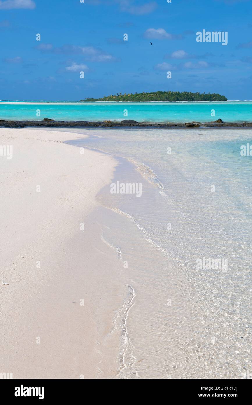 New Zealand, Cook Islands, Aitutaki, One Foot Island Stock Photo - Alamy