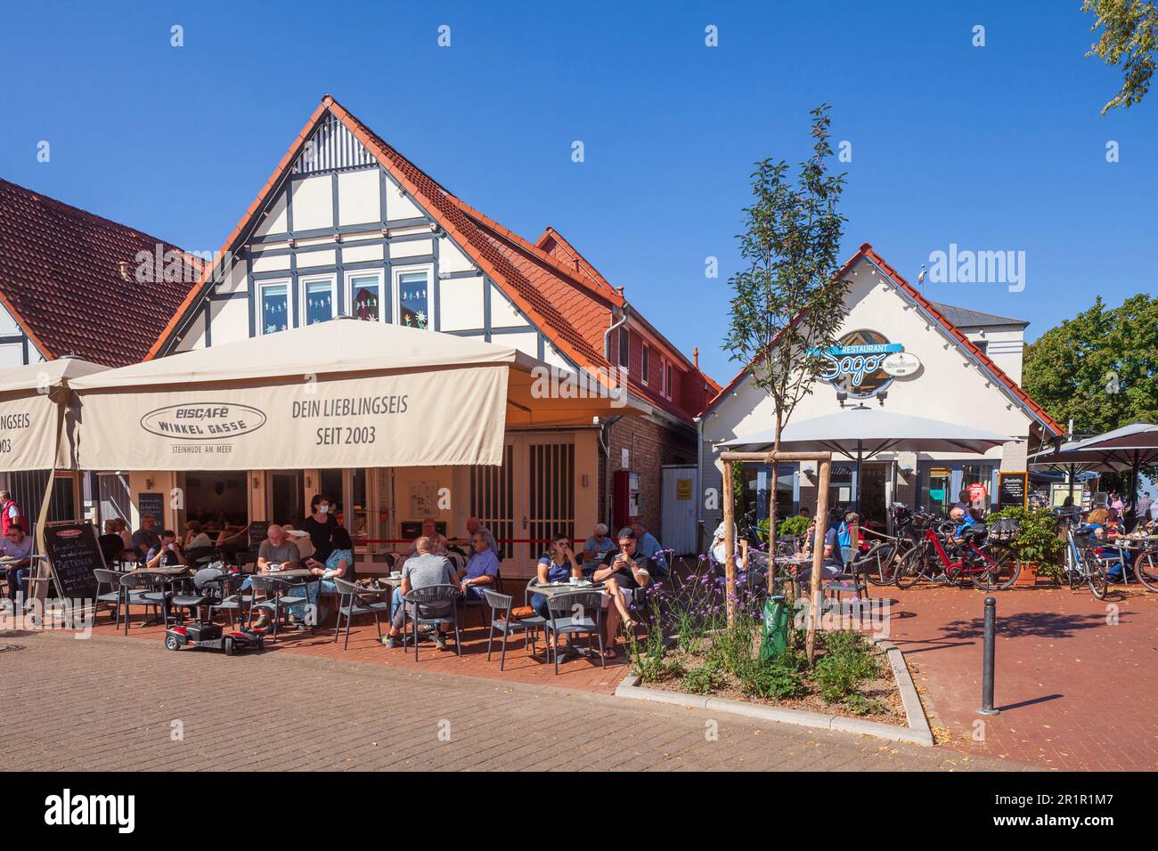Eiscafe winkelgasse hi-res stock photography and images - Alamy