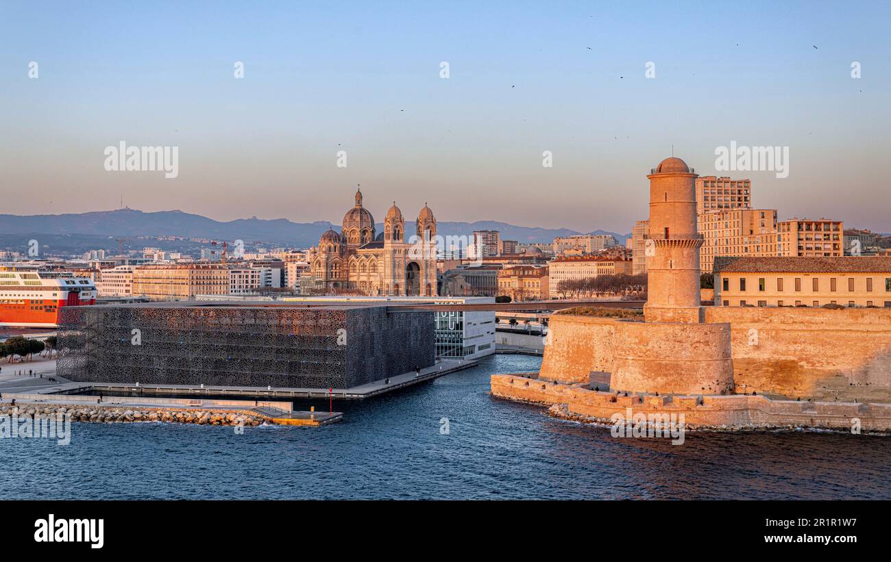 Harbour entrance with MuCEM, Fort Saint-Jean and Cathedral La Major ...