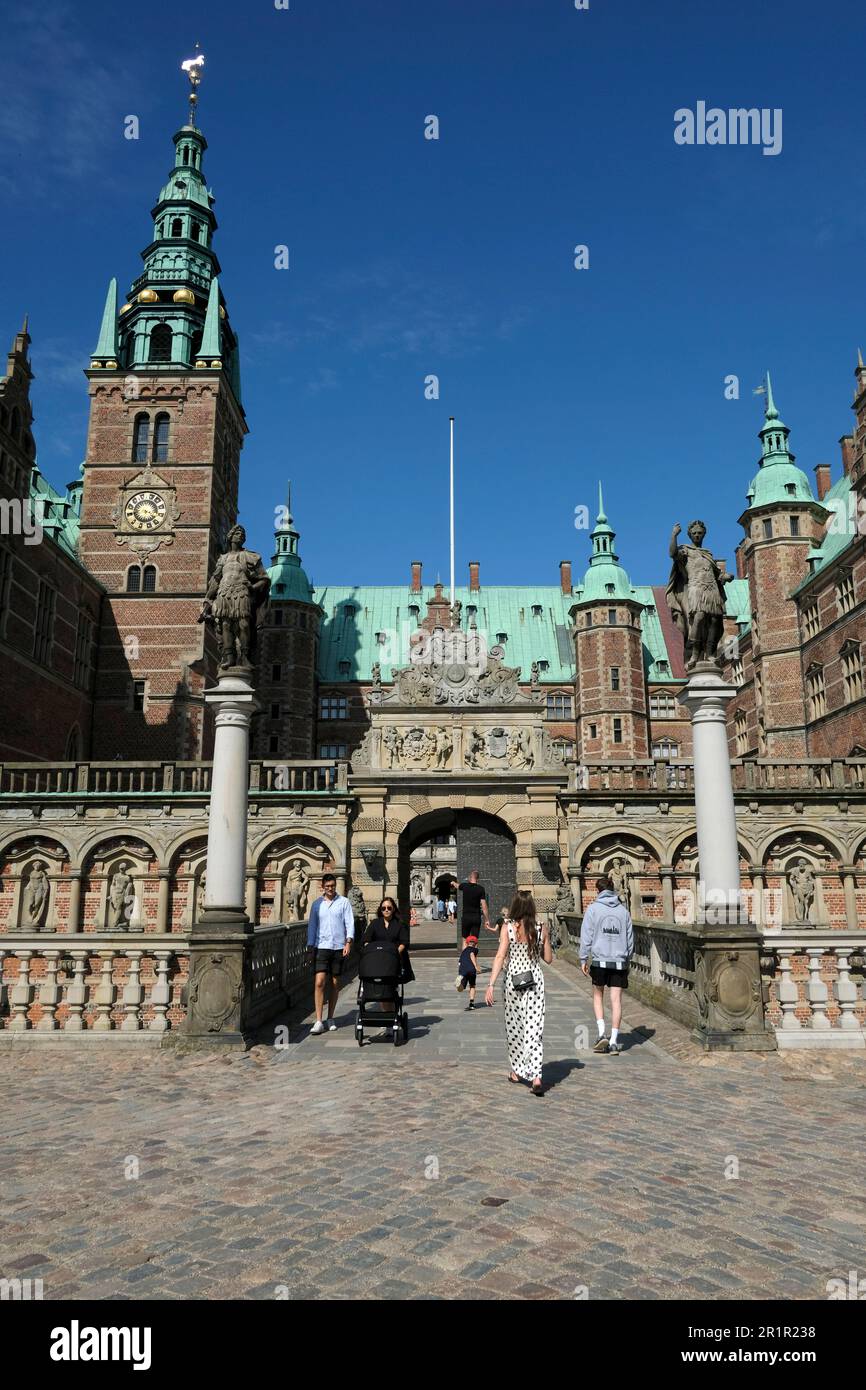 Denmark, Fredriksborg fortress, visitors Stock Photo - Alamy