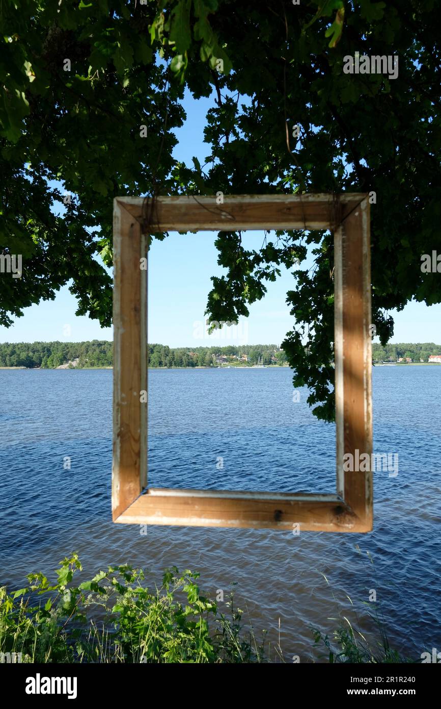 Framing reality hi-res stock photography and images - Alamy