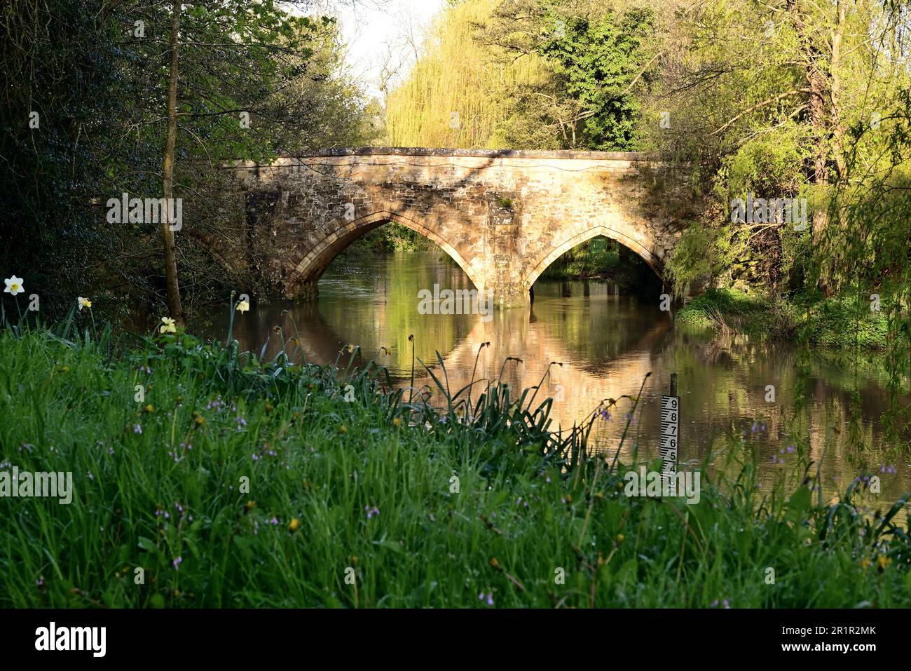Hever Bridge across the river Eden, Hever, Kent Stock Photo - Alamy