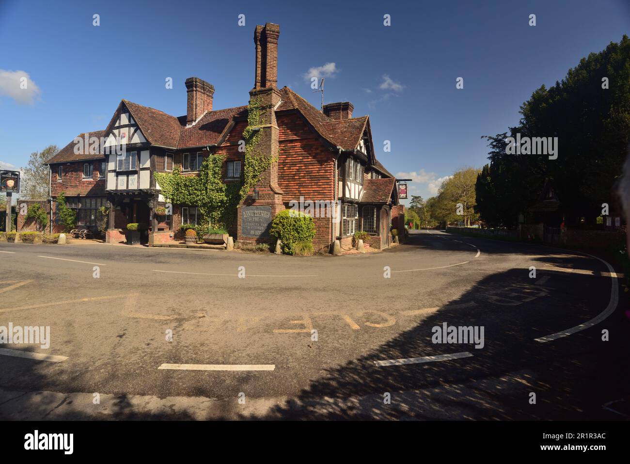 The King Henry VIII country pub in the village of Hever, Kent, dating ...