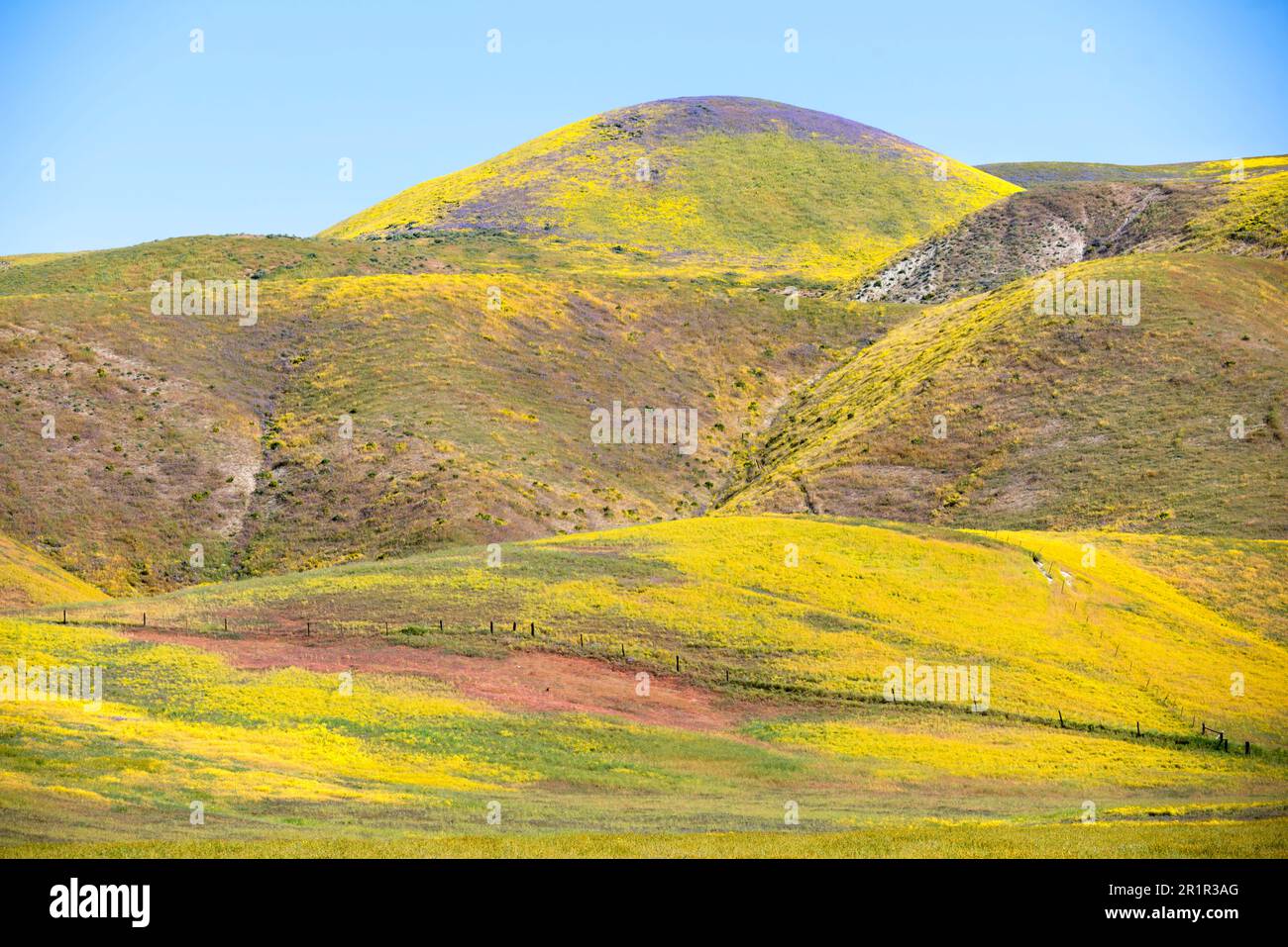 Views of the Temblor Range part of the California Coast Ranges in San ...