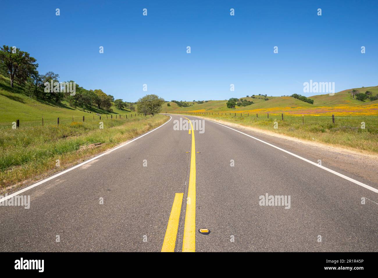 California highway 58 hi-res stock photography and images - Alamy
