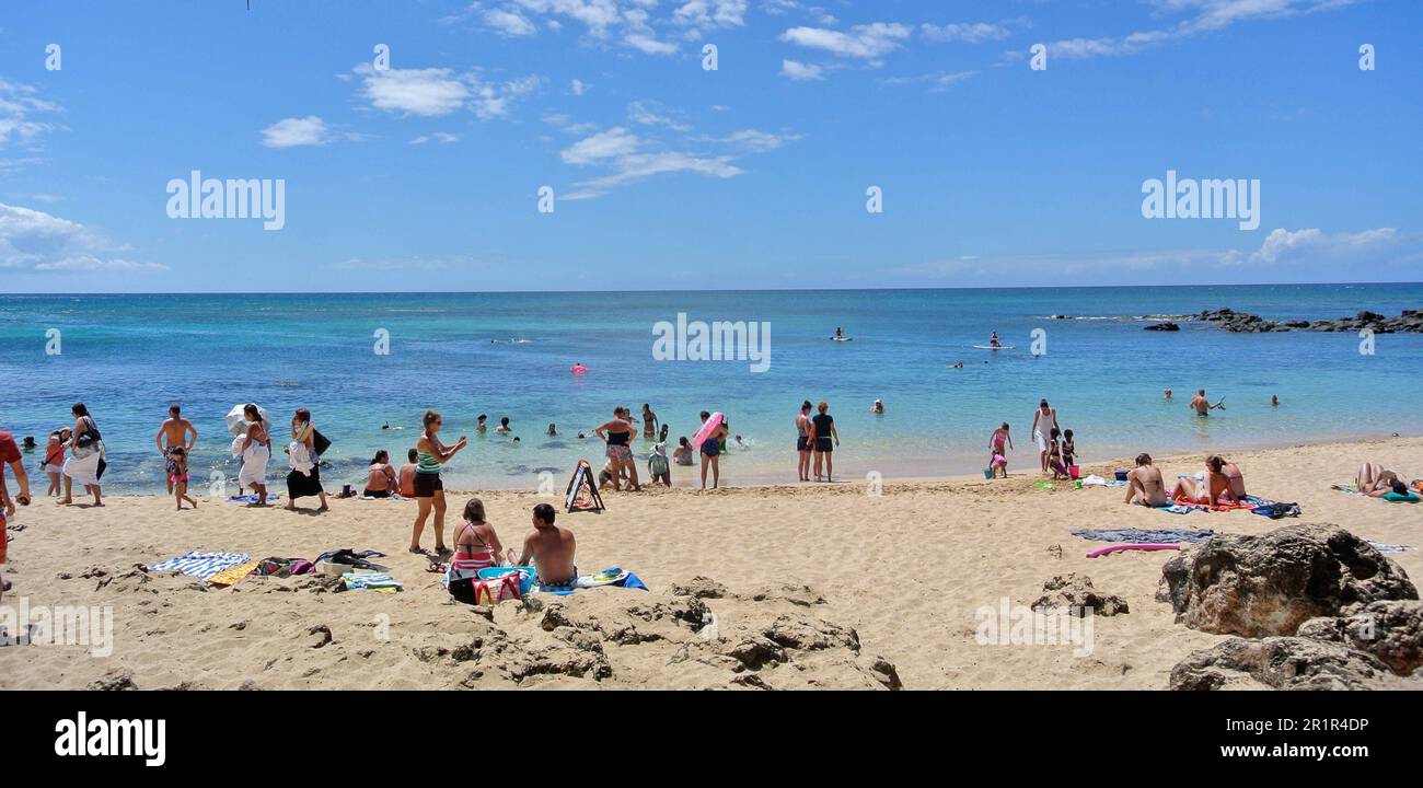Afternoon in waikiki beach hi-res stock photography and images - Alamy
