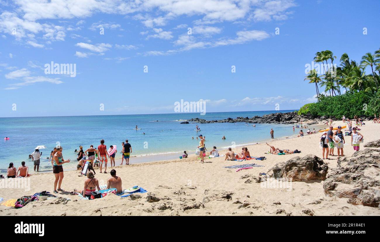 Afternoon in waikiki beach hi-res stock photography and images - Alamy