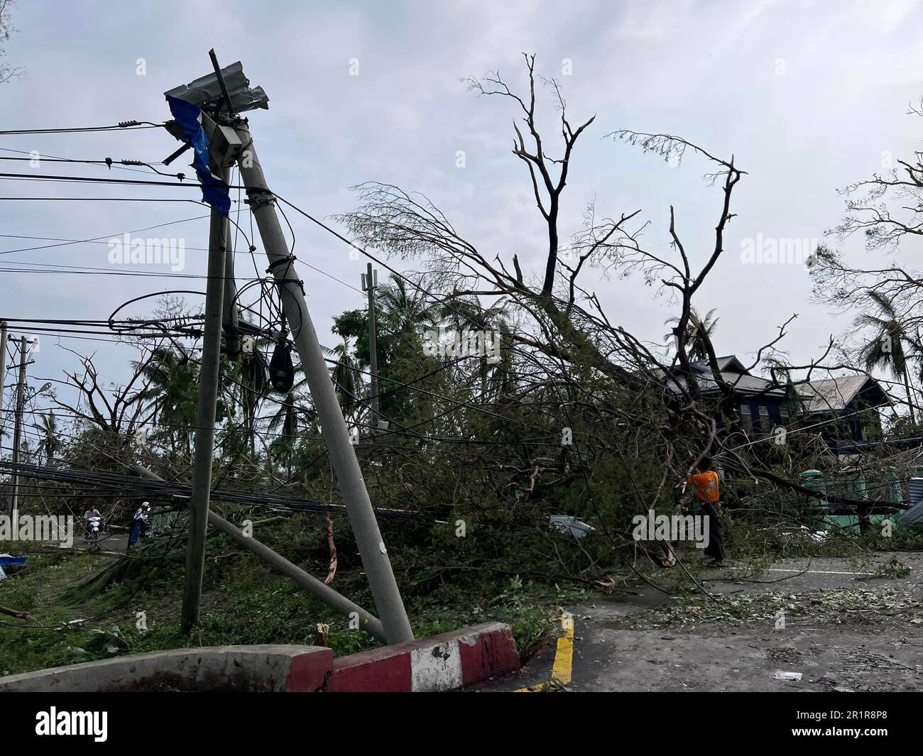 (230515) -- SITTWE, May 15, 2023 (Xinhua) -- This photo taken on May 15 ...