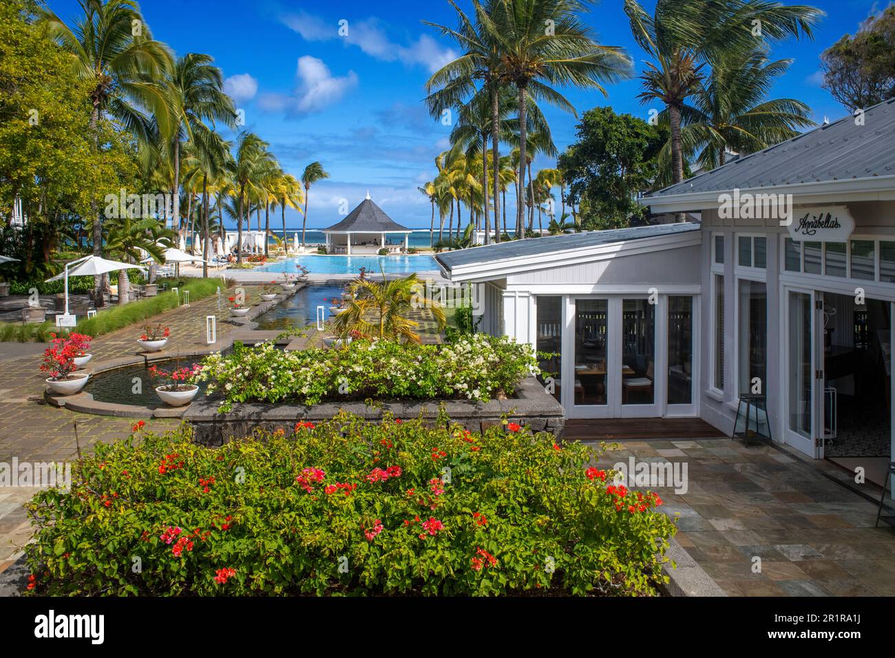 Main pool and restaurant of the Heritage le Telfair luxury five stars ...