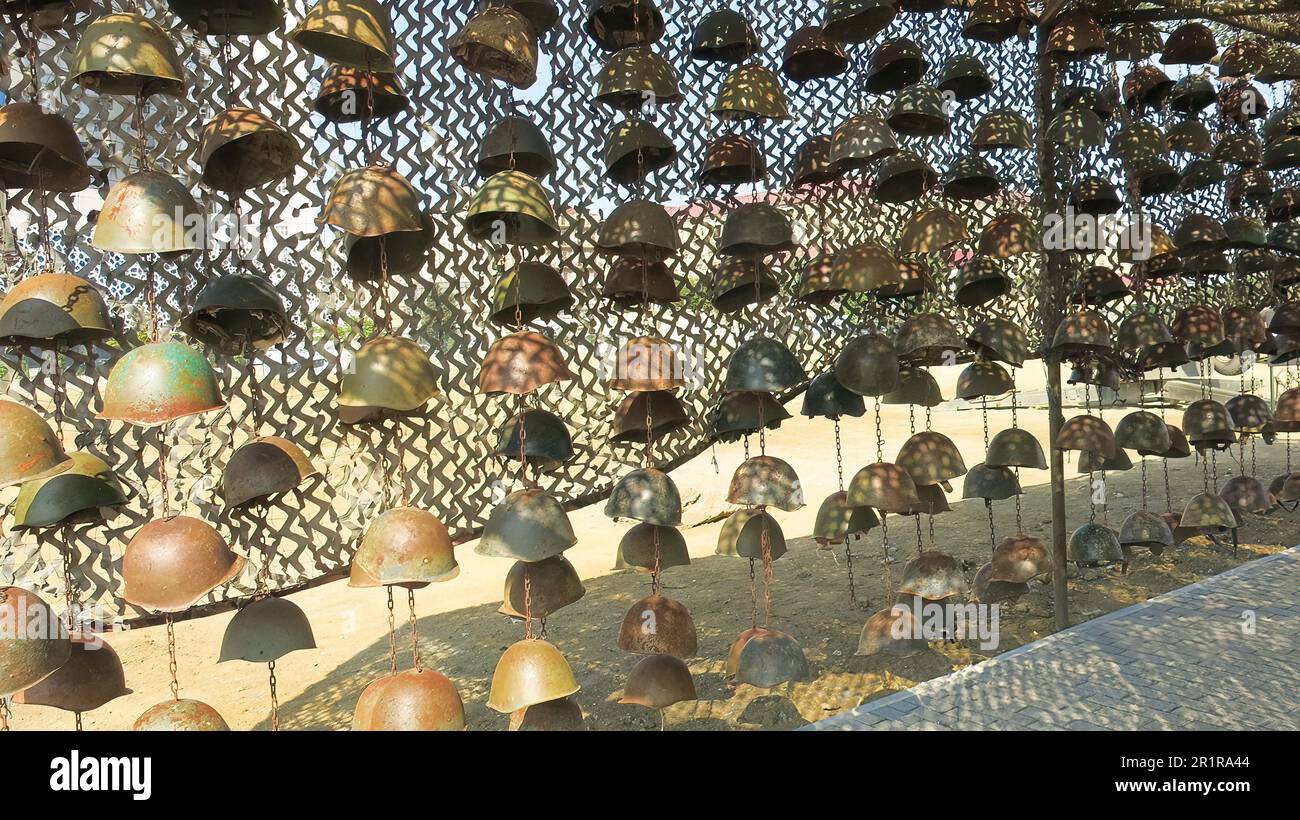 Unsettling hi-res stock photography and images - Alamy