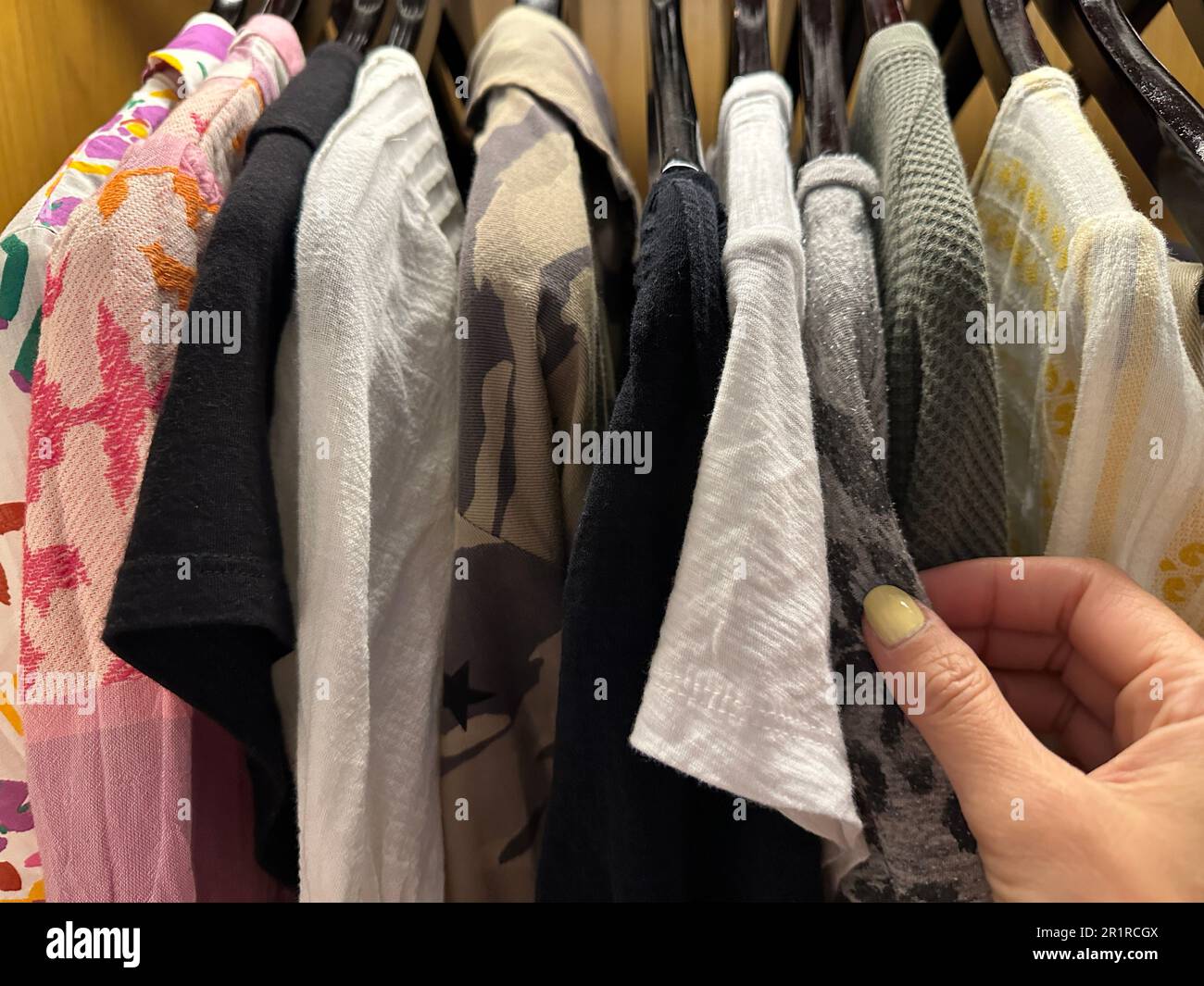 Womans wardrobe hi-res stock photography and images - Alamy