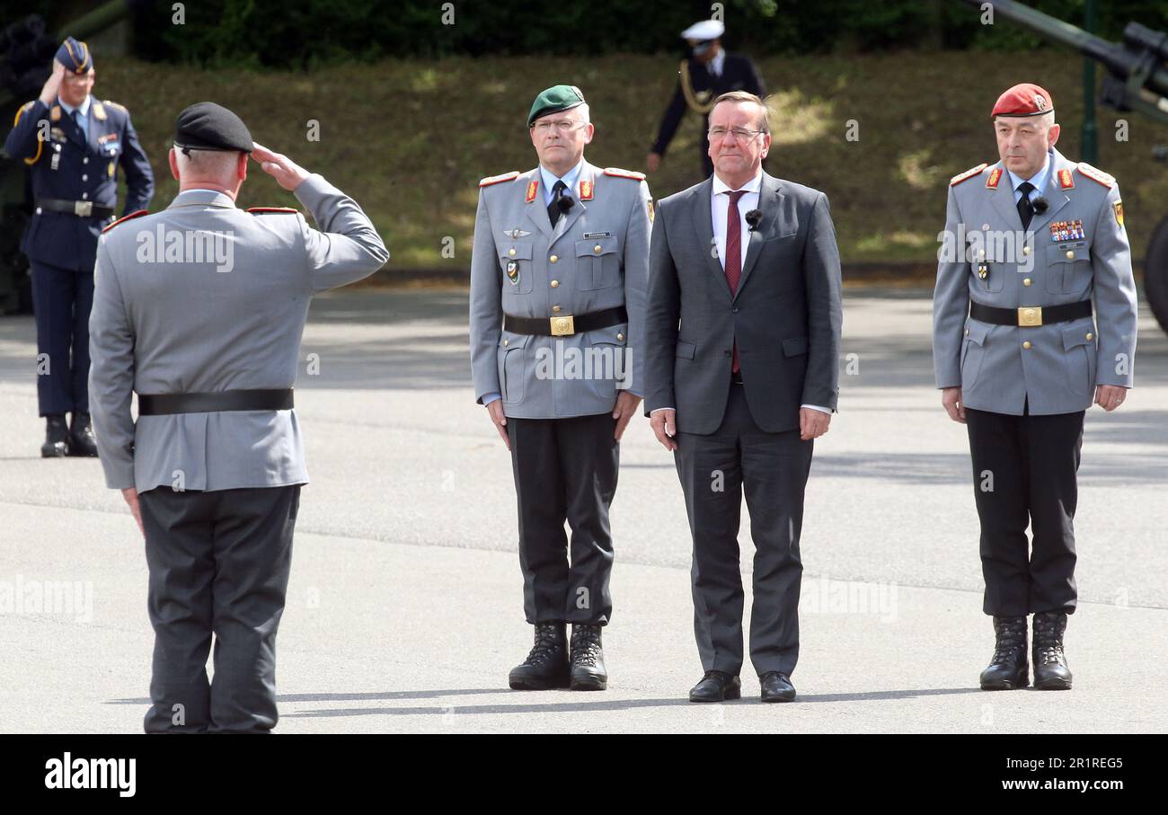 Berlin, Germany. 15th May, 2023. Boris Pistorius (SPD, M), Federal ...
