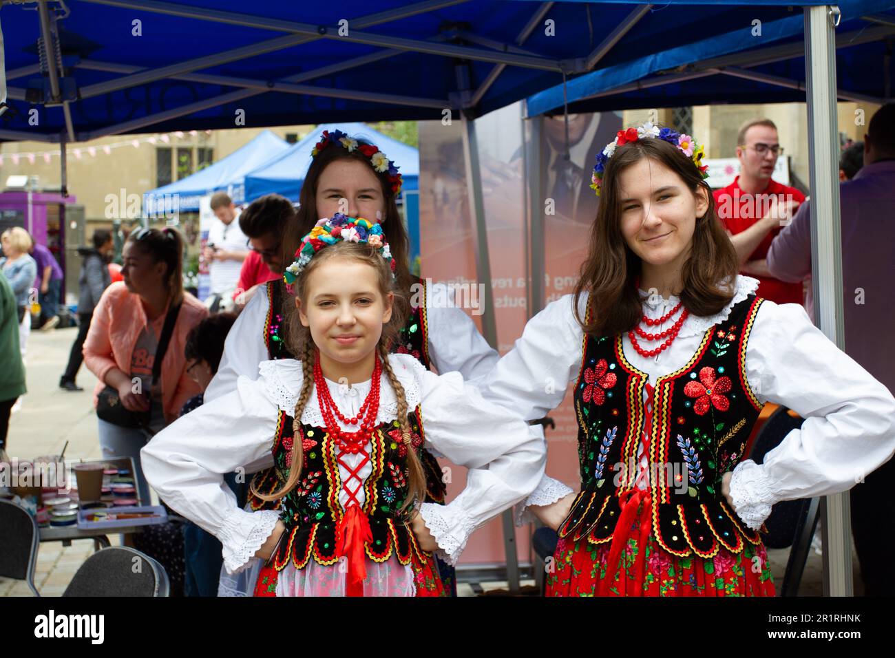 Bedford, Britain, Young Girls in Colourful Traditional Polish Dresses ...