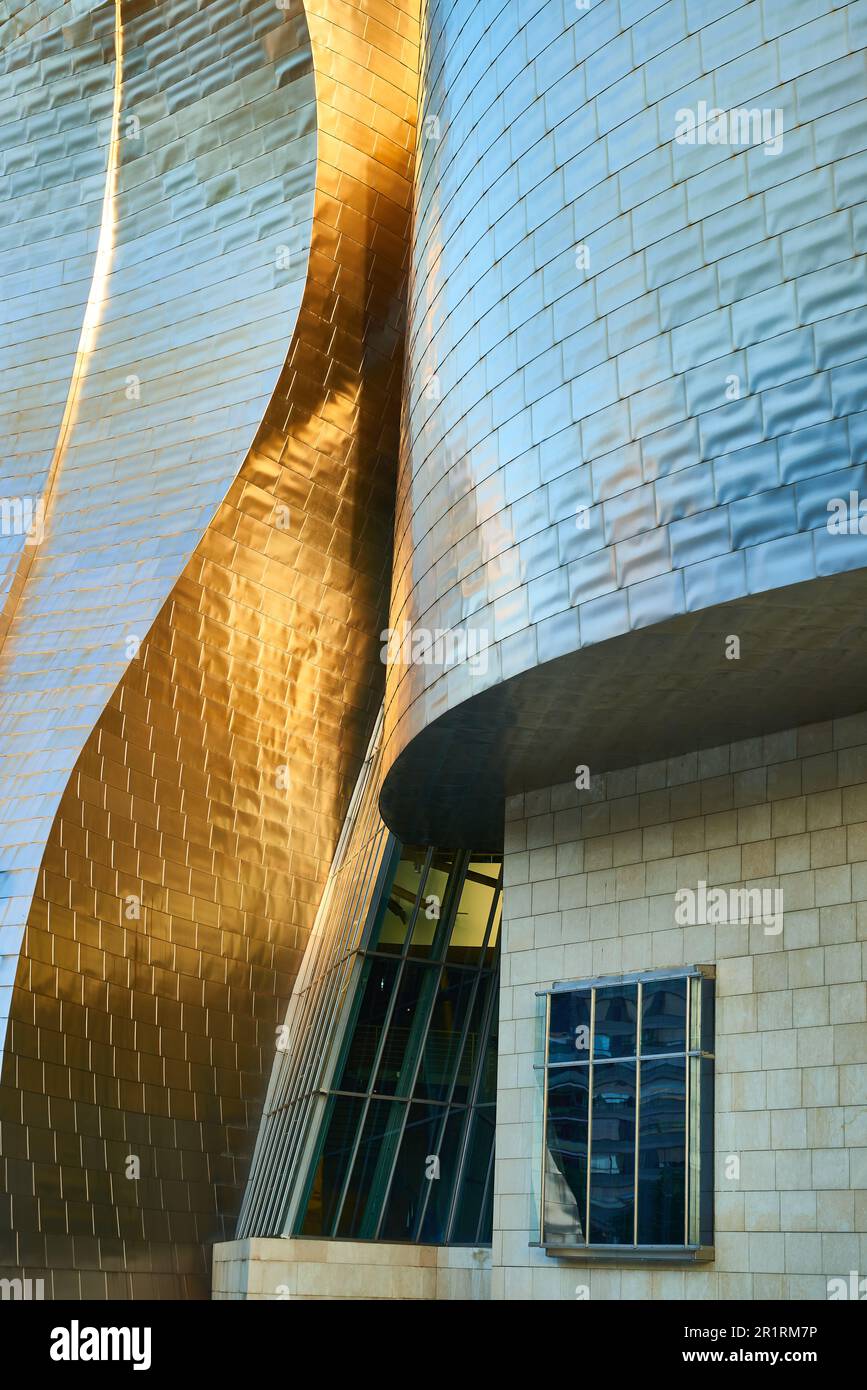 Titanium building hi-res stock photography and images - Alamy